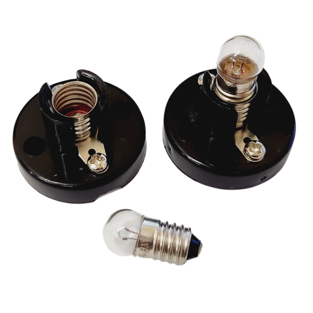 Miniature Torch Bulbs and Batten Lamp Holder 2 Bulbs and 2 Holders 3V ...