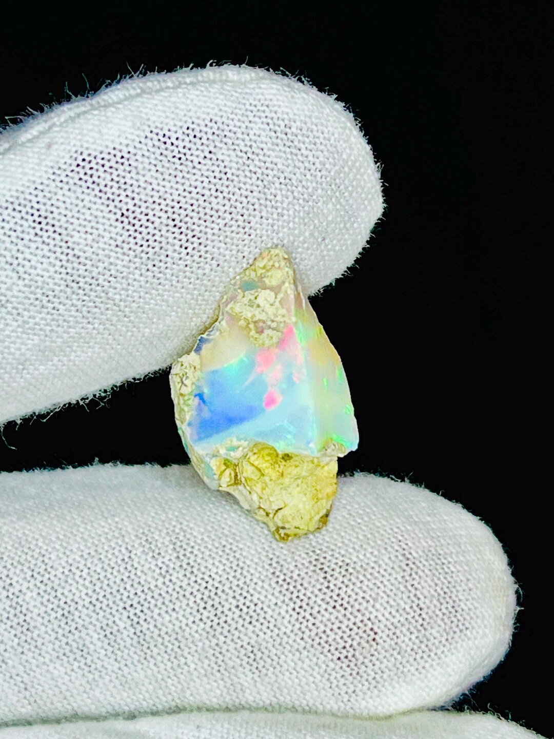 Fine Quality Opal Raw-green & Multi Fire, Shield Shape Weight- (6.60 ...