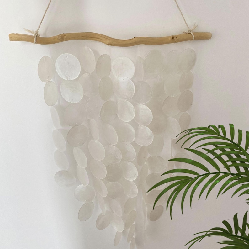 White Capiz Shell Wall Hangings Art Decor, Garden Decoration, 77pcs ...
