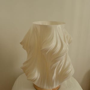 Cute 3D Printed Lamp for Bedroom, Art Decor Table Lamp, White 3D Print ...