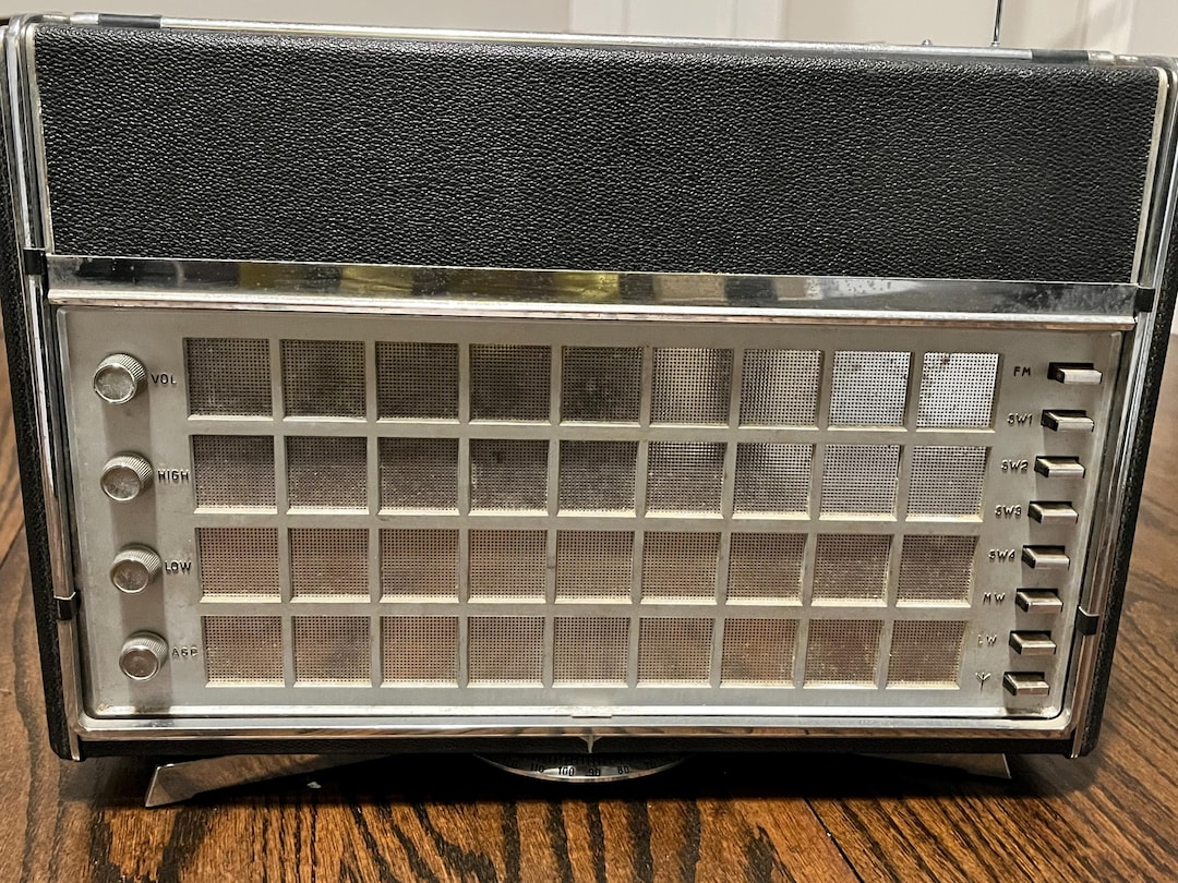 Phillips "james Bond Movie Radio" L6X38T Multiband Radio (featured in ...