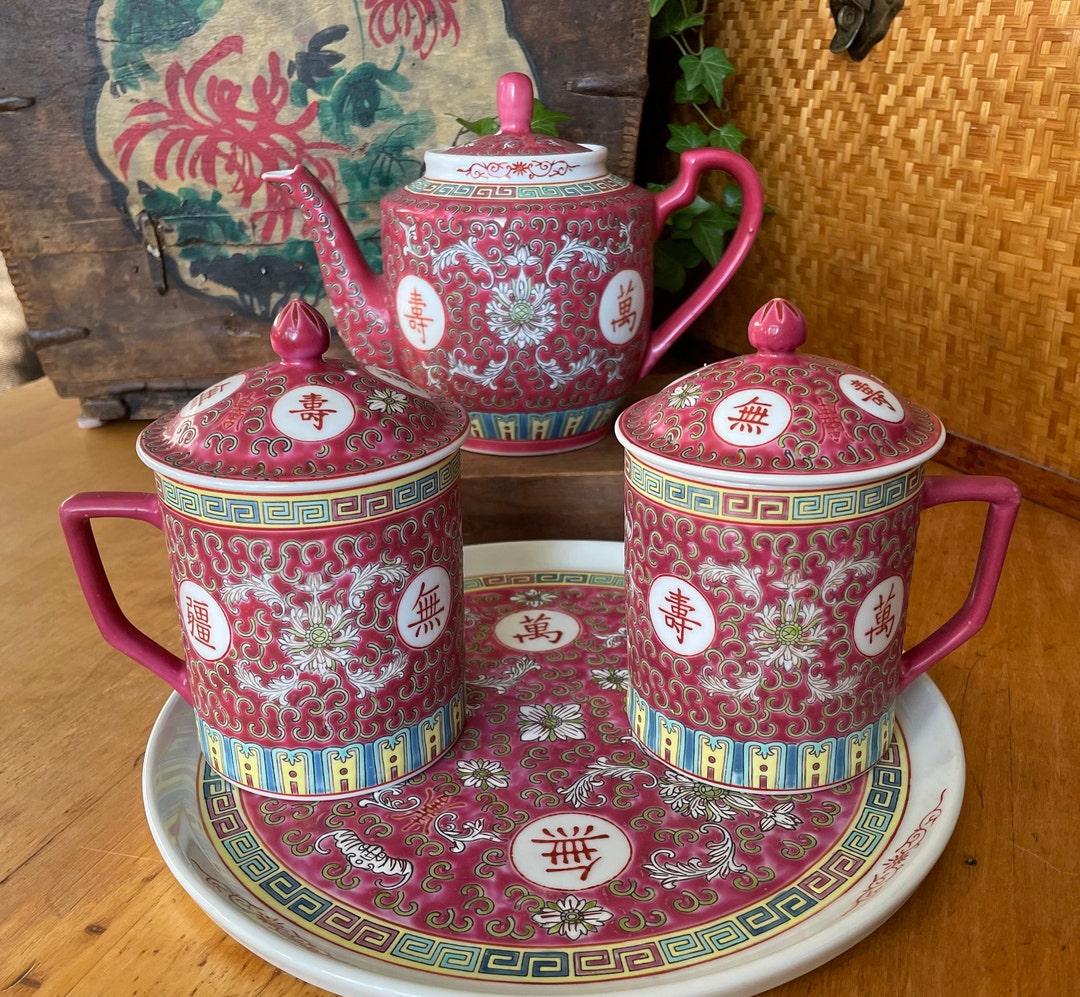 Vintage Chinese Teapot Set, Two Large Mugs With Lids and Matching Tray ...
