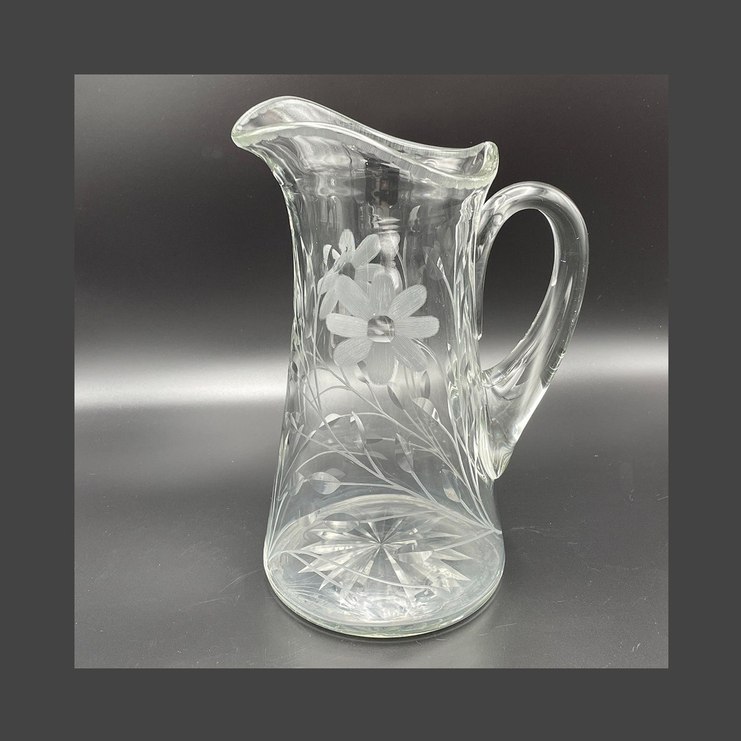Vintage Large Clear Crystal Glass Etched Daisy Pitcher, 9.5" Tall, Stunning Vessel for Water ...