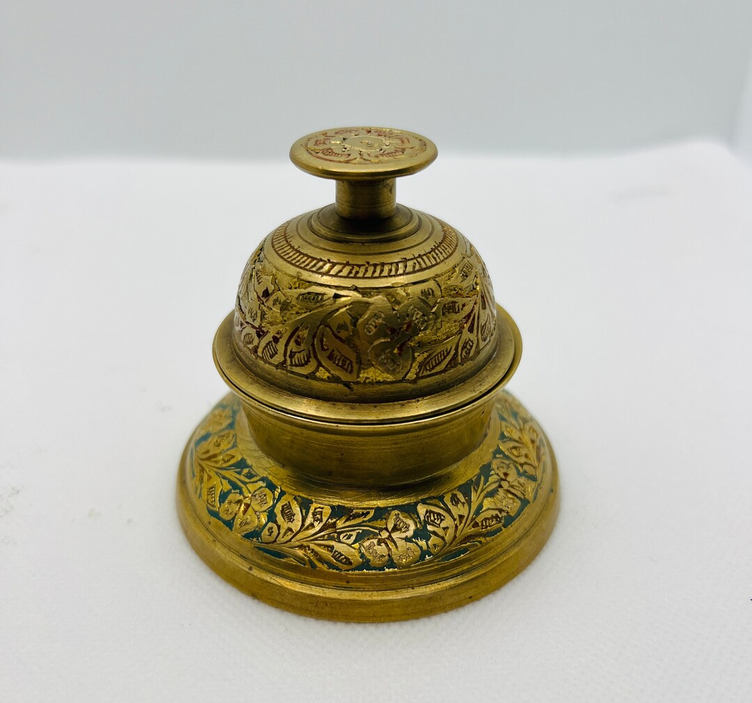 Antique Ornate Brass Elephant Claw Bell 11 Claws Etched Leaf Pattern ...