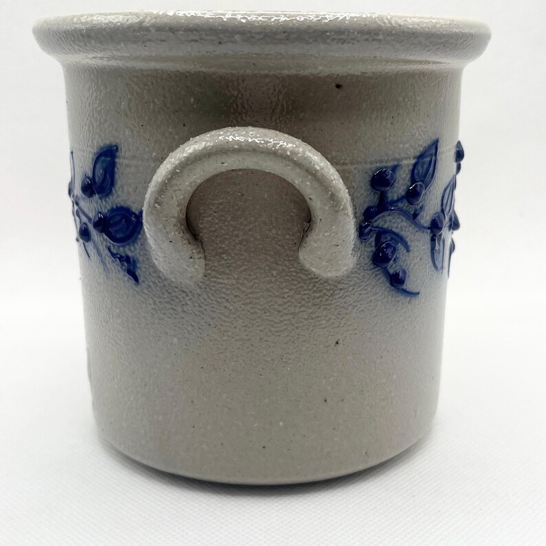 Vintage Salmon Falls Stoneware Pottery BLUEBERRY VINE Double Handles 4 ...