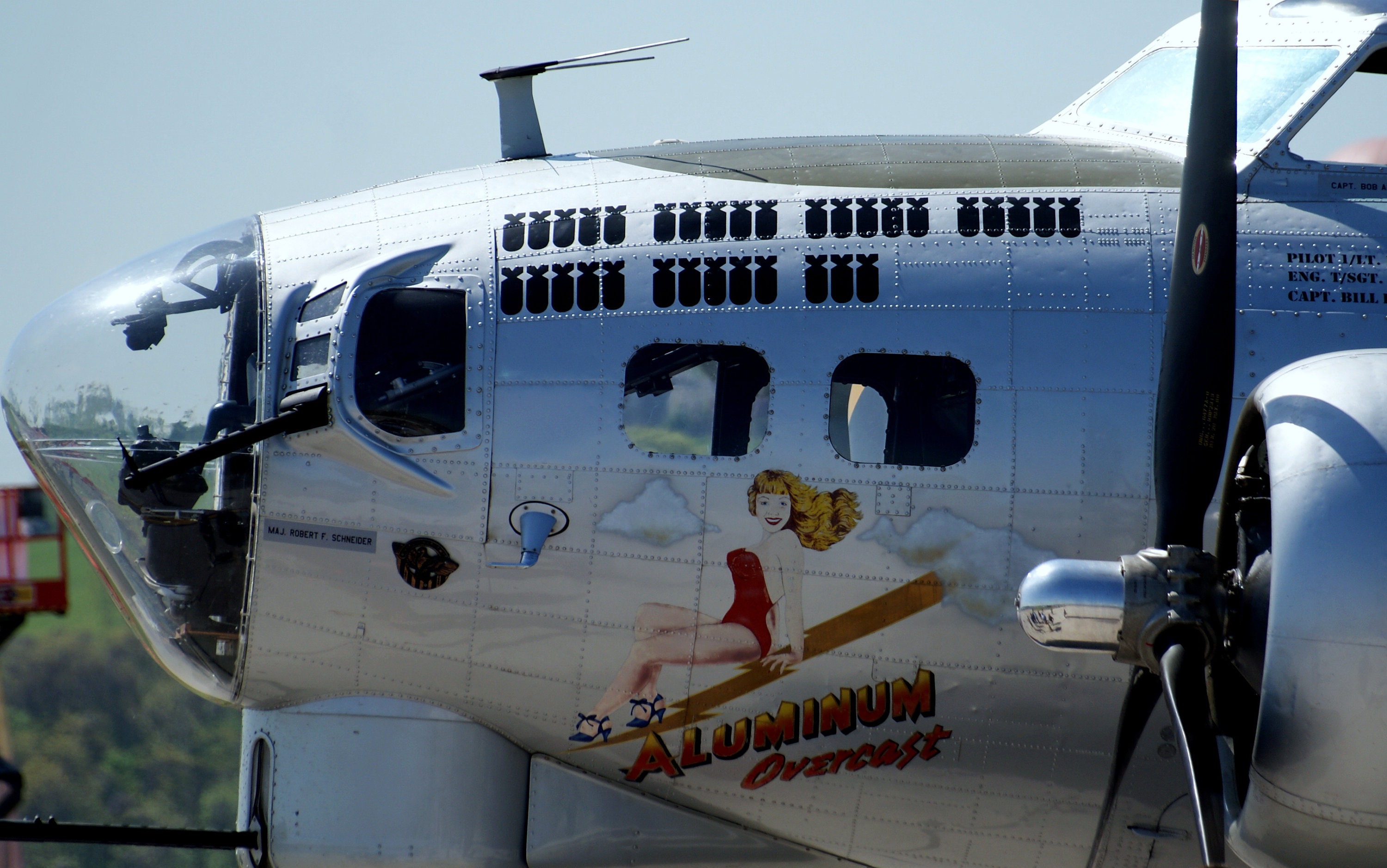 B-17 "aluminum Overcast" Nose Art 24"x36" Thin Canvas Print - Etsy