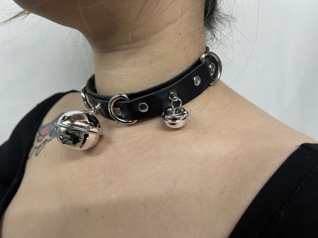 Fashion Personalized Bell Collar Handmade Leather Punk Collar Necklace ...