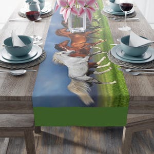 Running Horses Table Runner (poly) Cowgirl Cowboy Kitchen Table Linens ...
