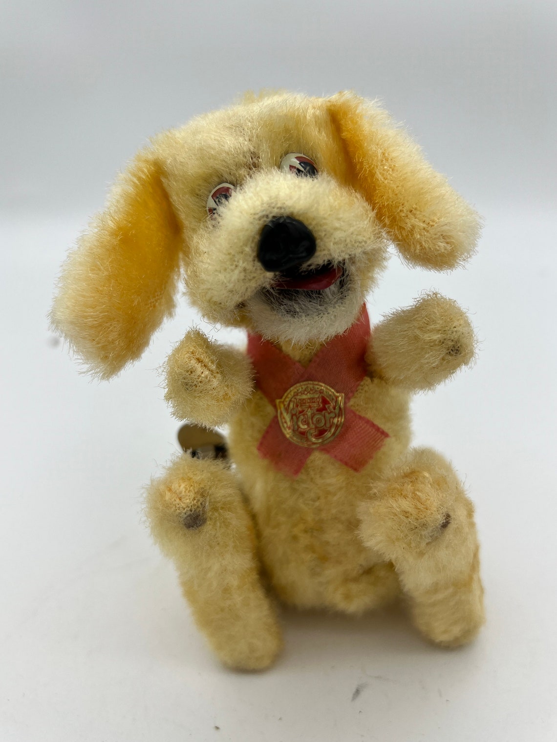 Vintage Victory Wind up Begging Dog - Etsy