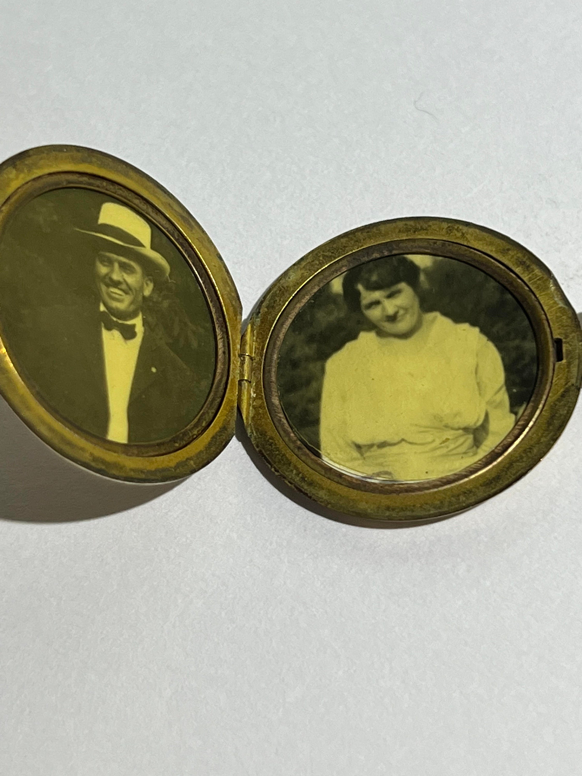 Vintage Gold Plated Picture Locket - Etsy