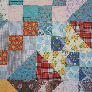 Jewel Box Pattern Quilt Hand Pieced & Hand Quilted 58" X 72" (c) 1950's ...