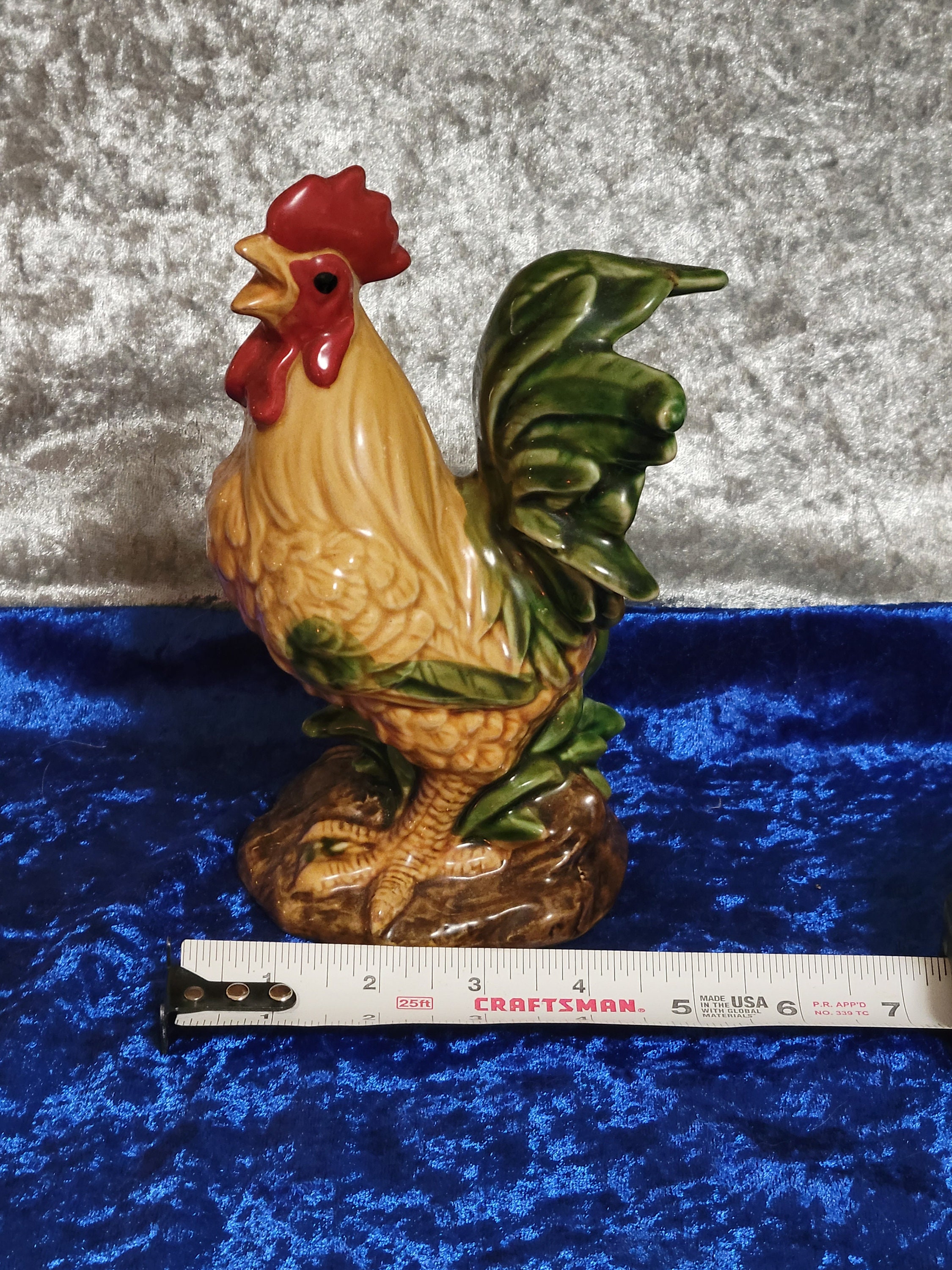 Vintage Rooster Figurines One's A Crowing, and One's a Pecking. Rooster ...