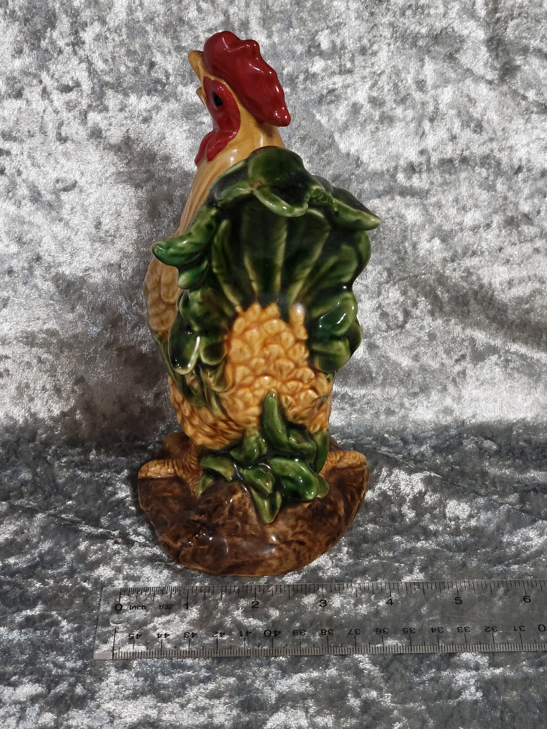 Vintage Rooster Figurines One's A Crowing, and One's a Pecking. Rooster ...