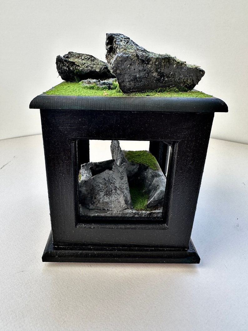 Spinning Multi Level Diorama for Your Minis Display Shelf - Etsy