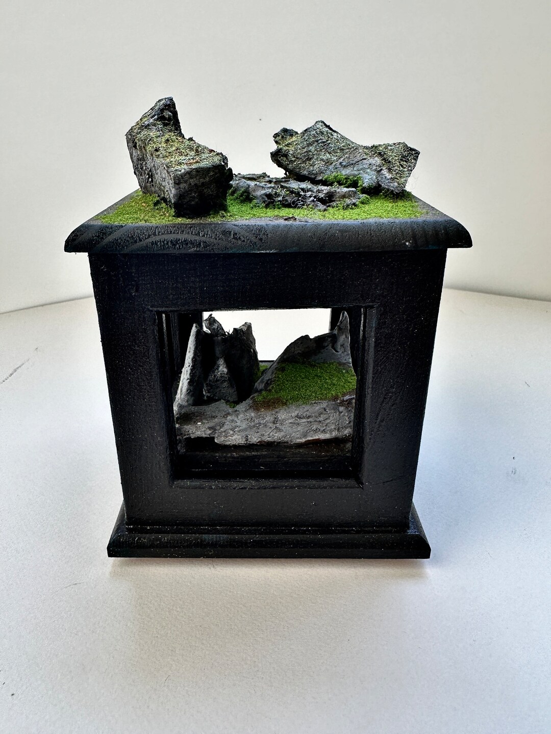 Spinning Multi Level Diorama for Your Minis, Display Shelf, Mini ...