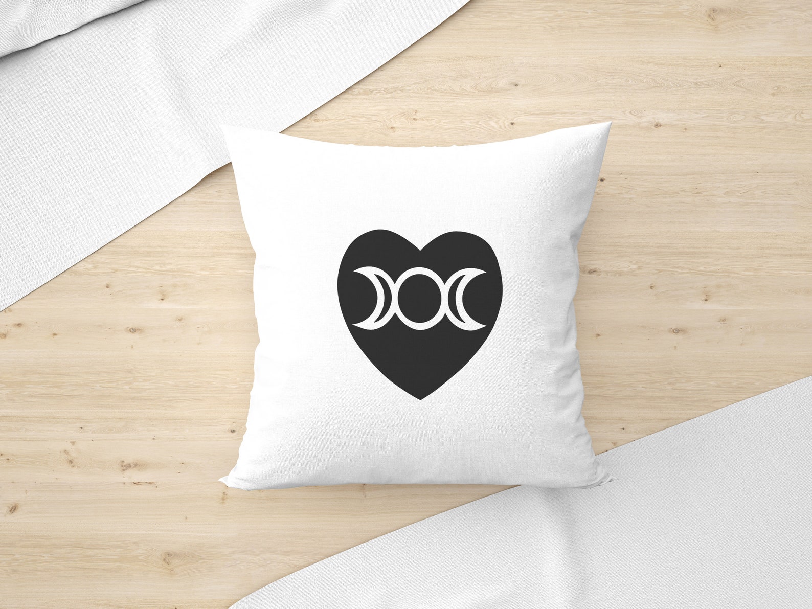 Moon Heart Vector SVG File for Cricut Digital Download - Etsy