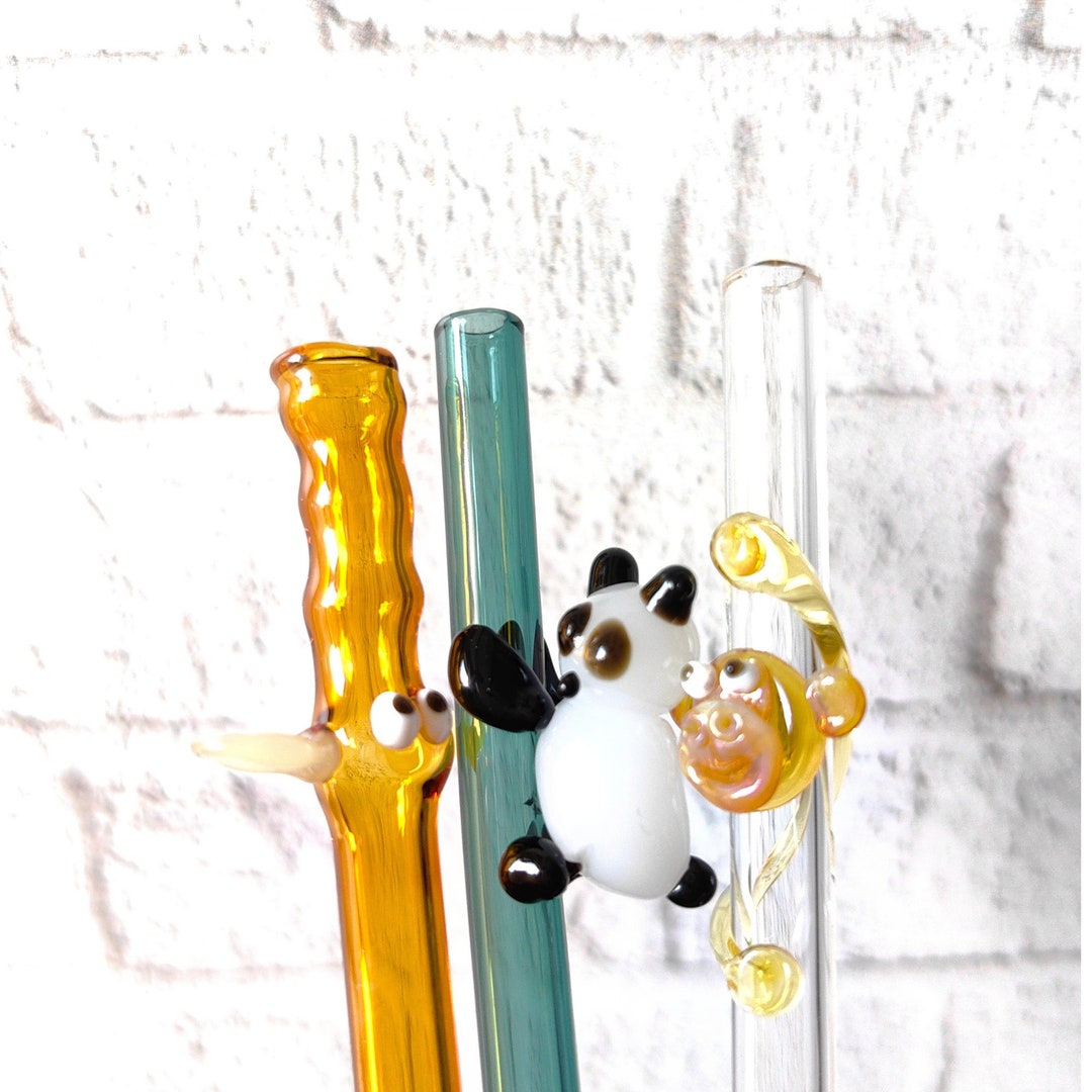 Pack of Wild Animals on a Glass Straws Straws Glass Animals Cute Glass ...