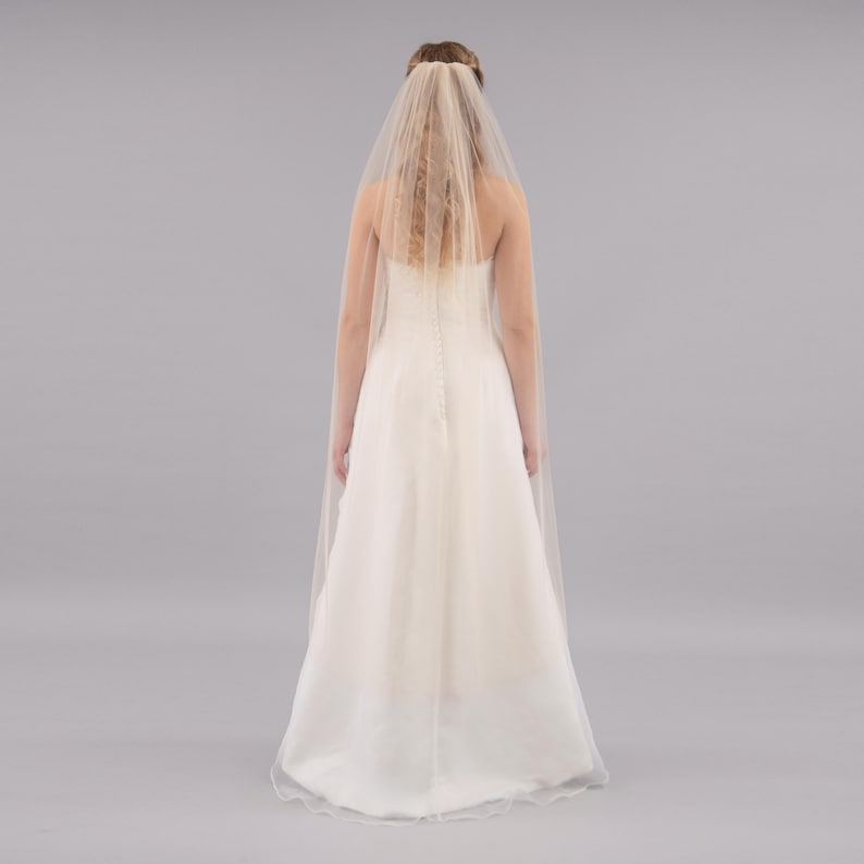 Champagne Wedding Veil: Minimalist Tulle Bridal Veil With Gold Comb - Etsy