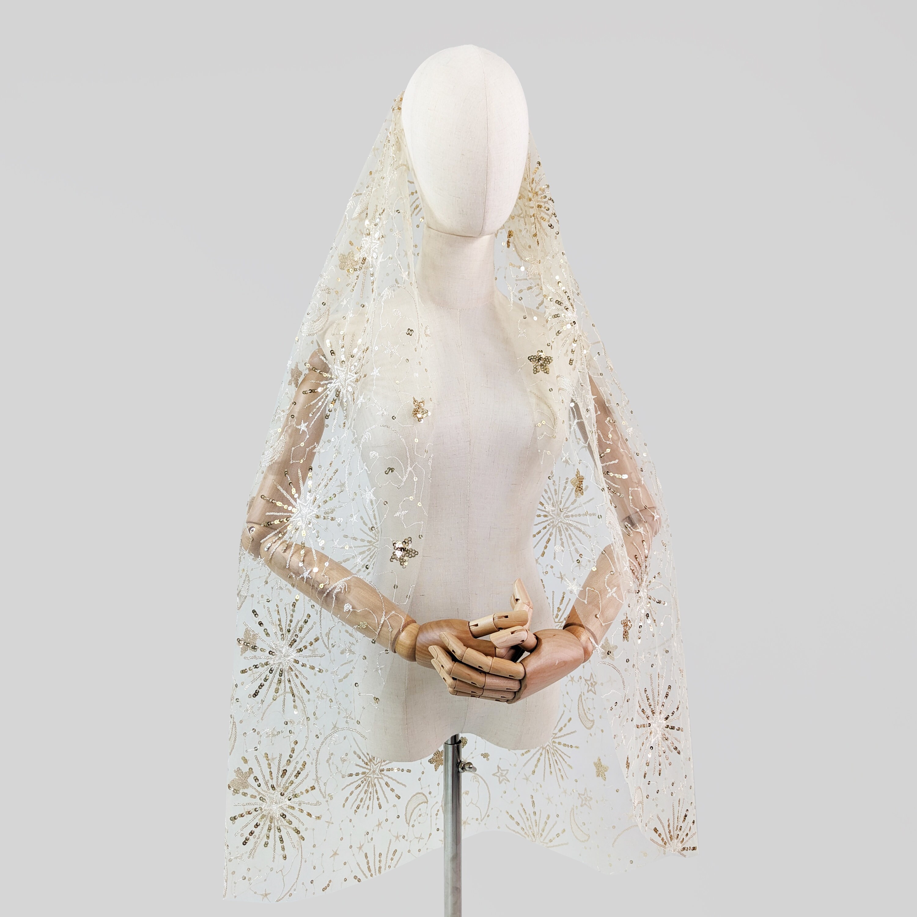 Celestial Gold Wedding Veil Star and Moon Bridal Veil - Etsy