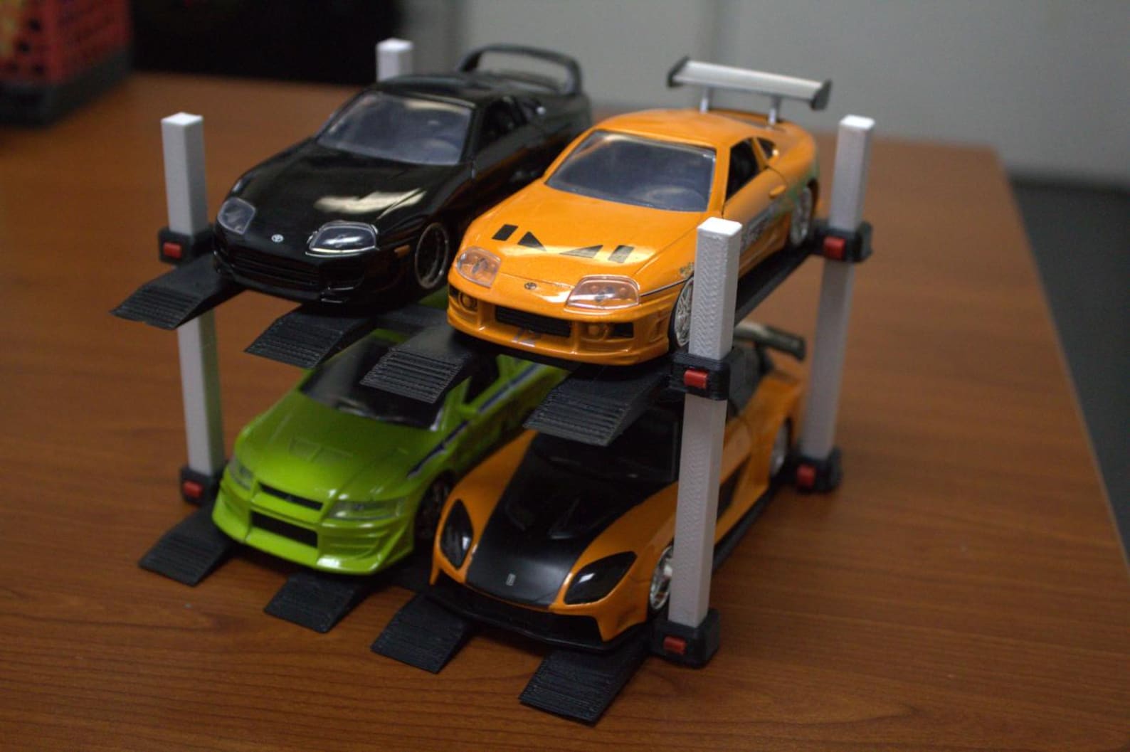 Diecast Car Lift Display (1/32 Scale) - Etsy