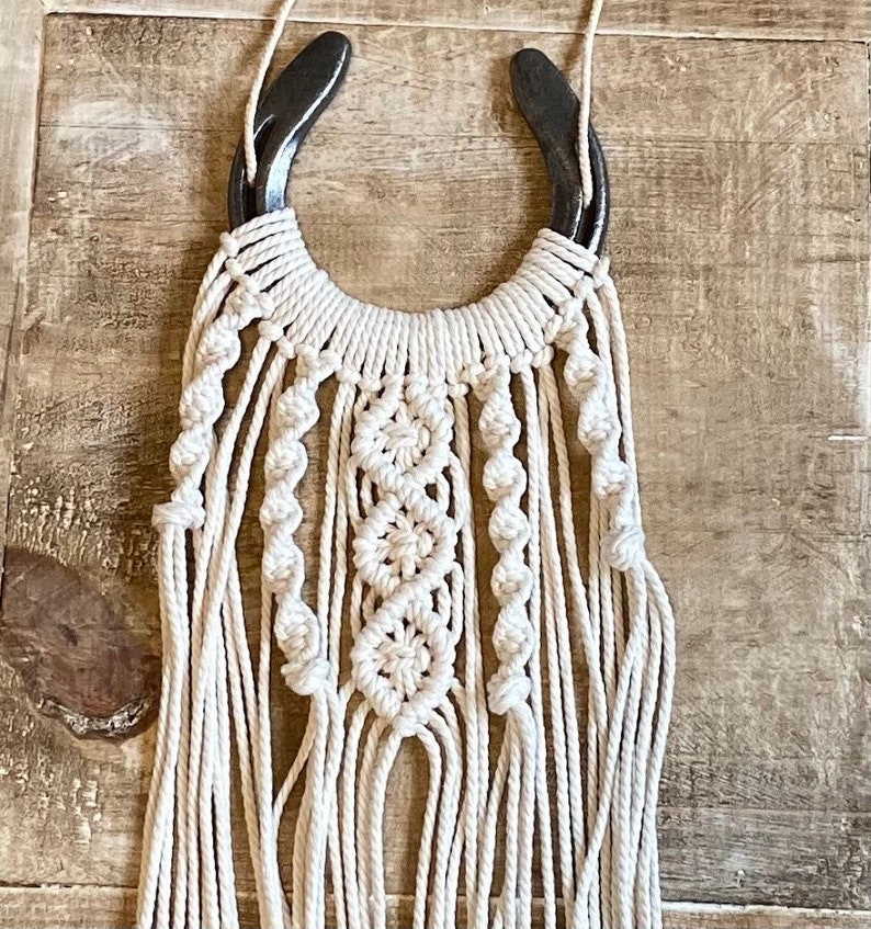 Horseshoe Wall Hanging/macrame Wall Hanging/western Decor/macrame Wall ...