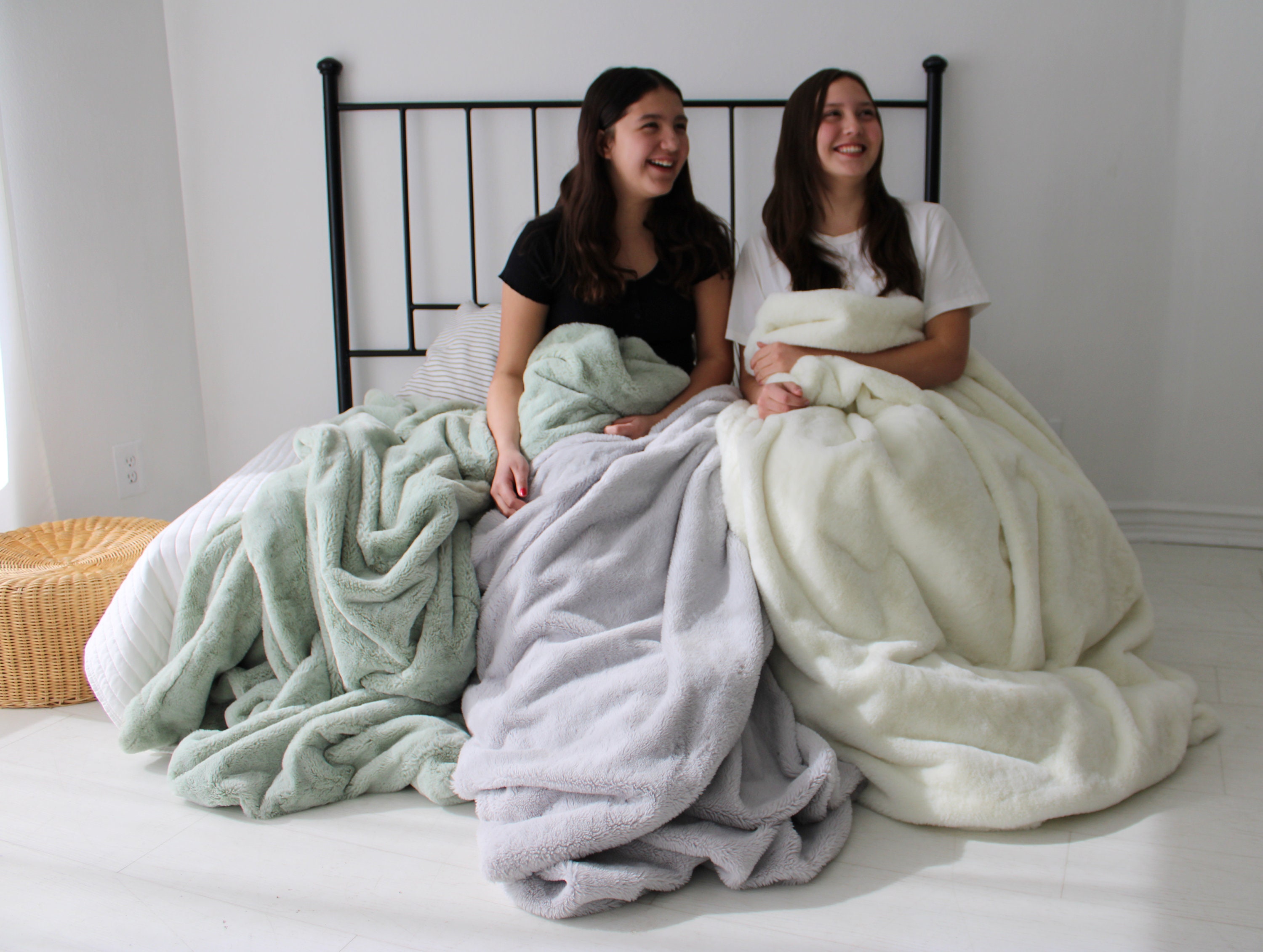 Plush Minky Blankets, Soft Minky Blanket, White Minky Blanket, Green ...