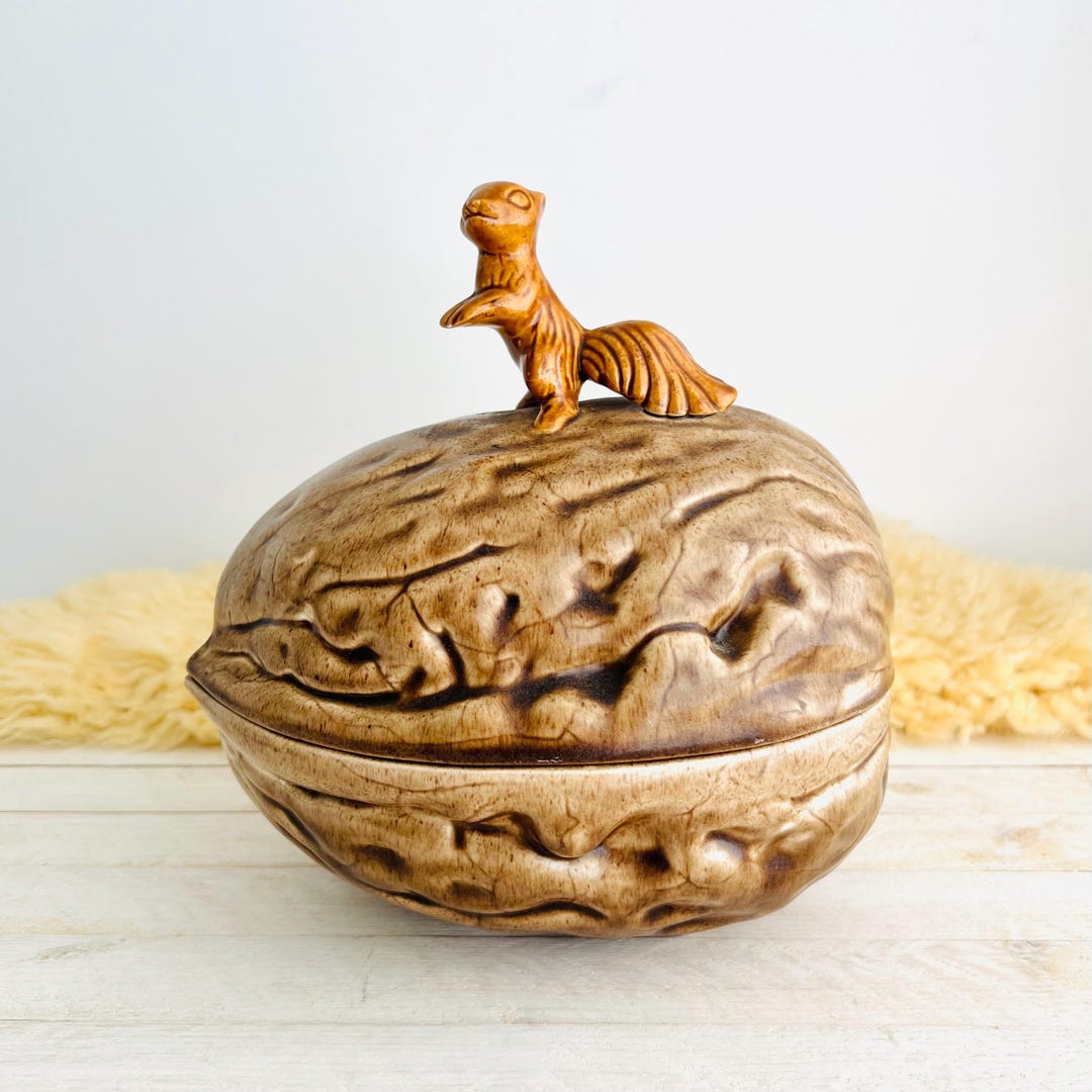 Vintage Squirrel Dish With Lid / Large Walnut / Ceramic Nut Bowl / Cute ...