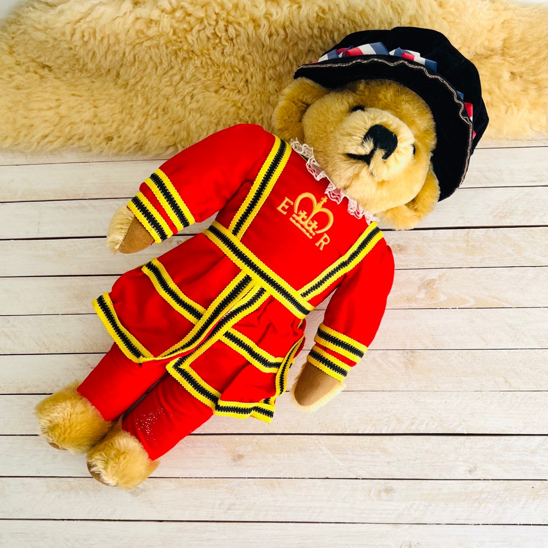 Vintage Merrythought Beefeater Bear / UK Royal Guard Teddy Bear ...