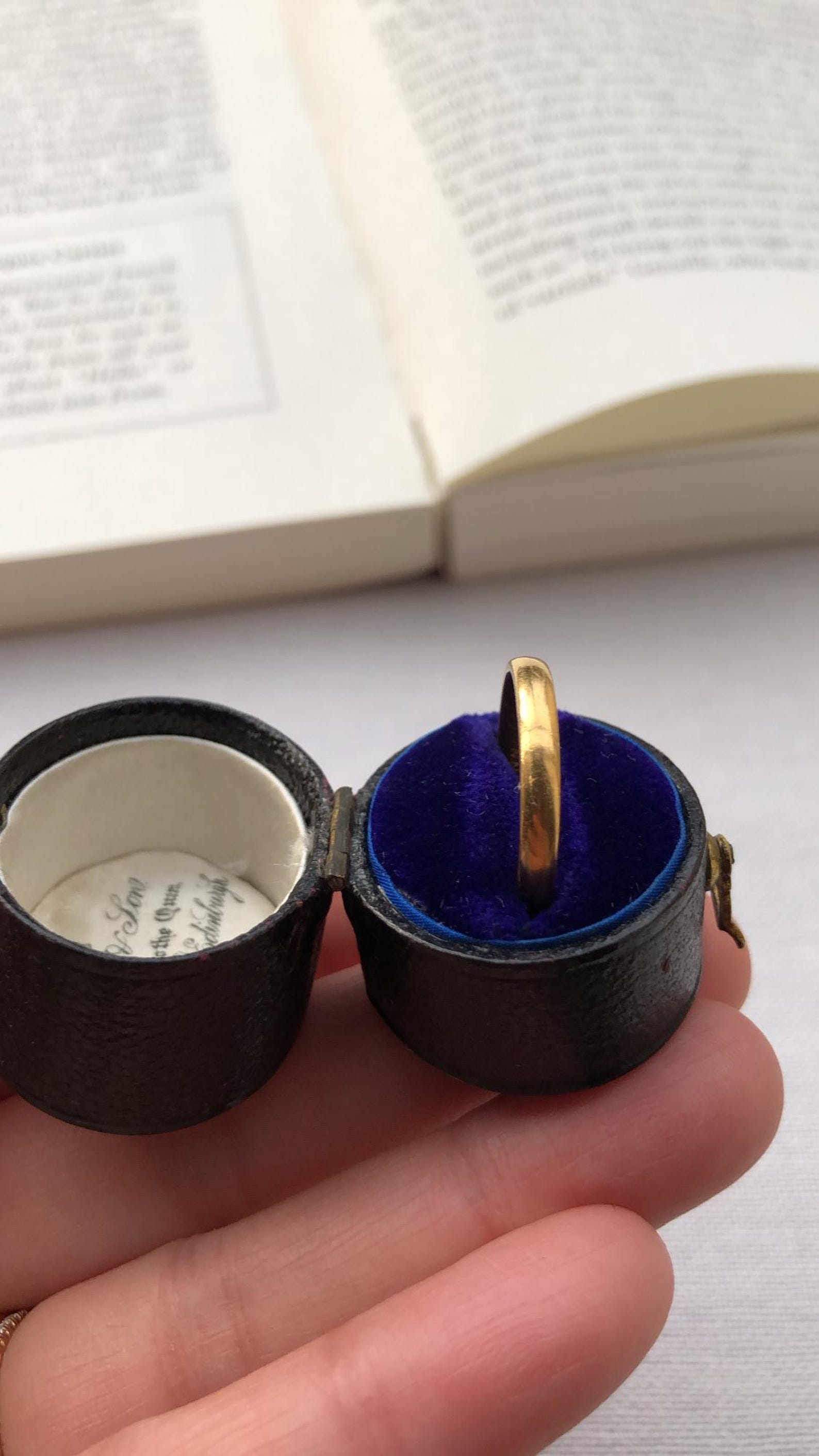 Vintage English 22k/22ct Yellow Gold Posy/posey/poesy/posie Band/ring ...