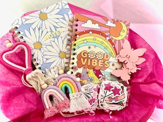 Preppy Gift Box for Teen Girls, Valentine Gift for Teen, Birthday Gift ...