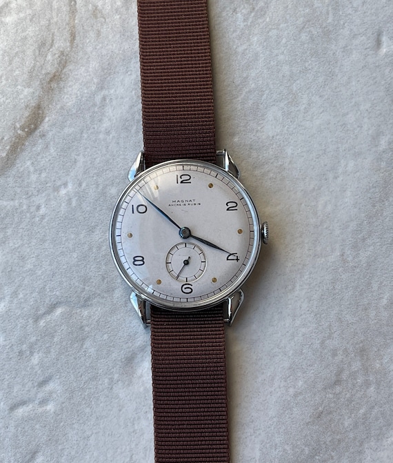 1930s wristwatch - Gem