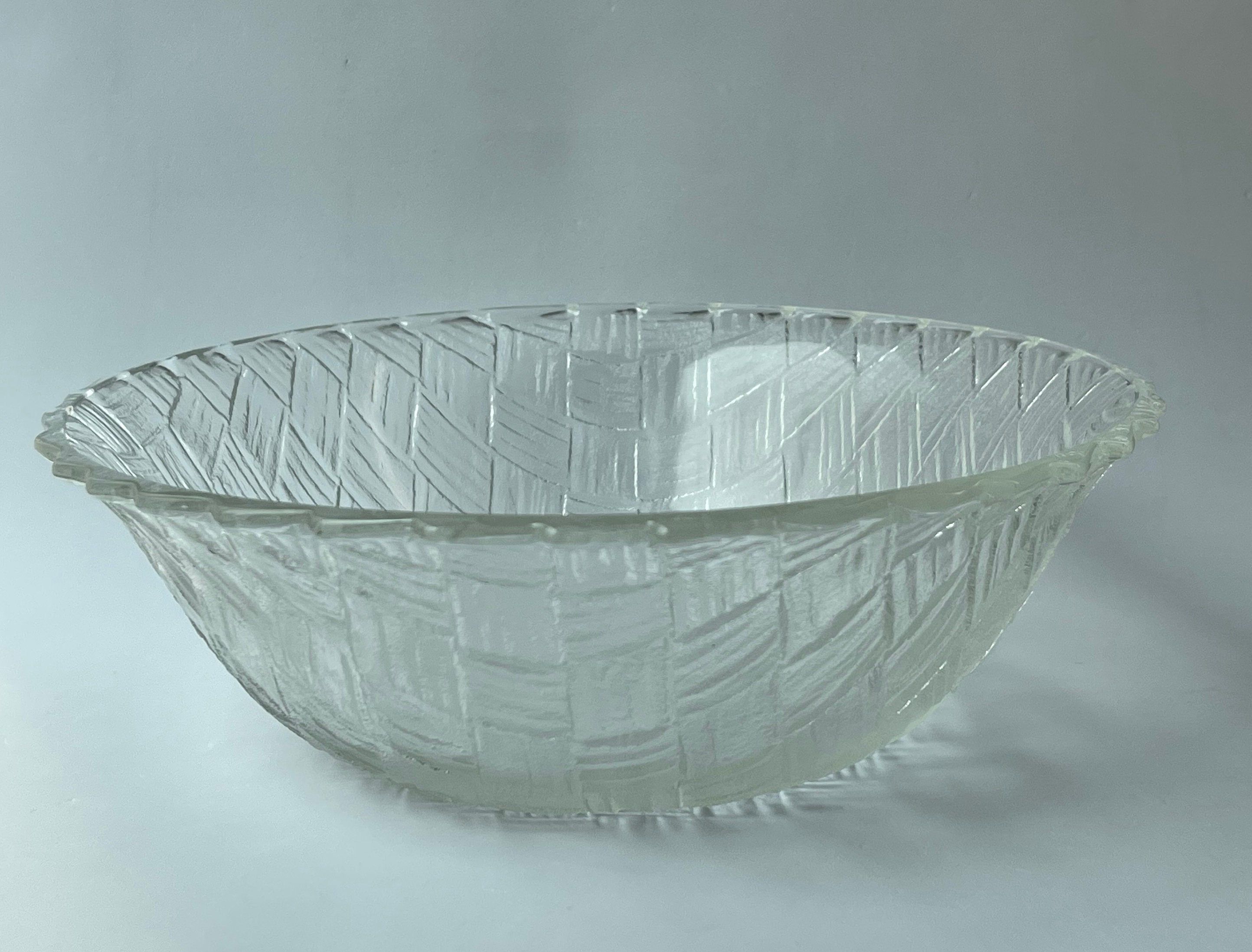 Vintage Large Clear Glass Serving Salad Bowl With Ridged Edge - Etsy