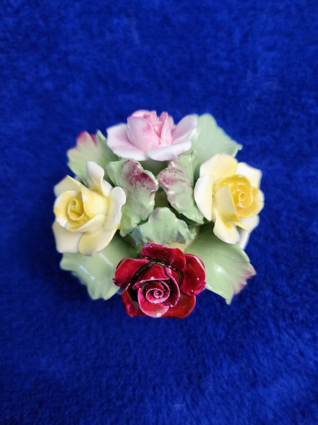 Aynsley 1950s Porcelain Flowers. Bone China 2" Wide. 4 Cute Mini Roses ...