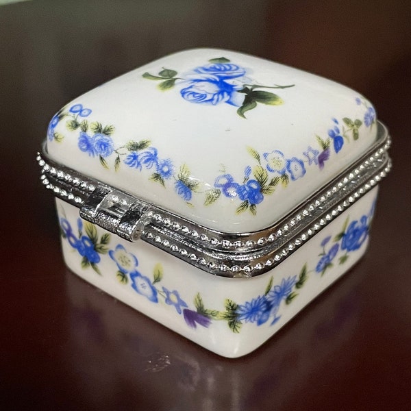 White Trinket Box - Etsy