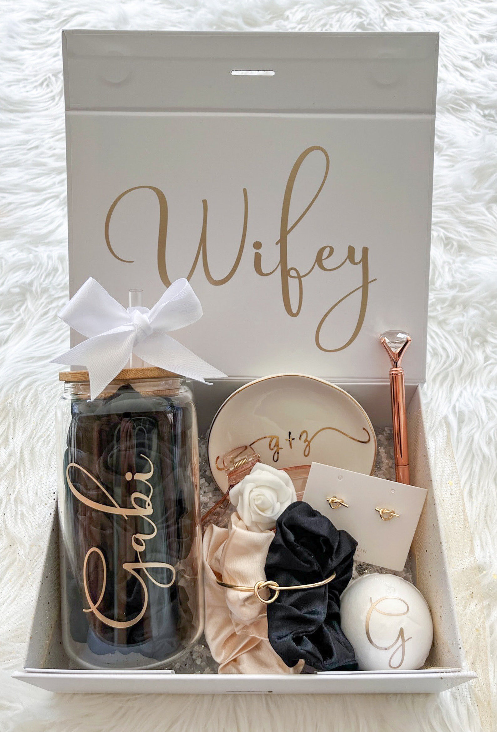 Bridal Gift Box, Bride to Be Gift Box, Personalized Bridal Gift Box ...