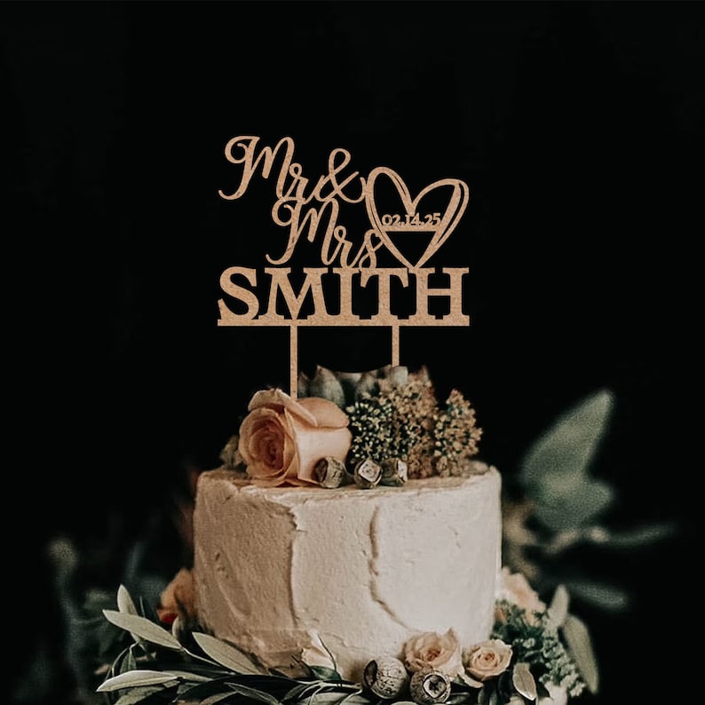Personalized Mr and Mrs Wood Wedding Cake Topper With Date - Etsy
