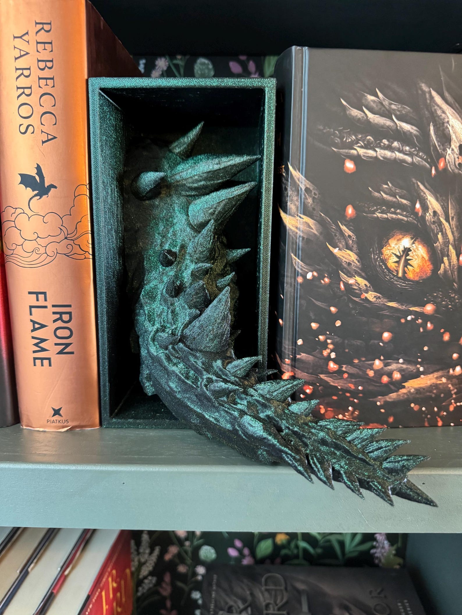 3D Printed Dragon Book Nook: Fantasy Bookshelf Decor - Etsy