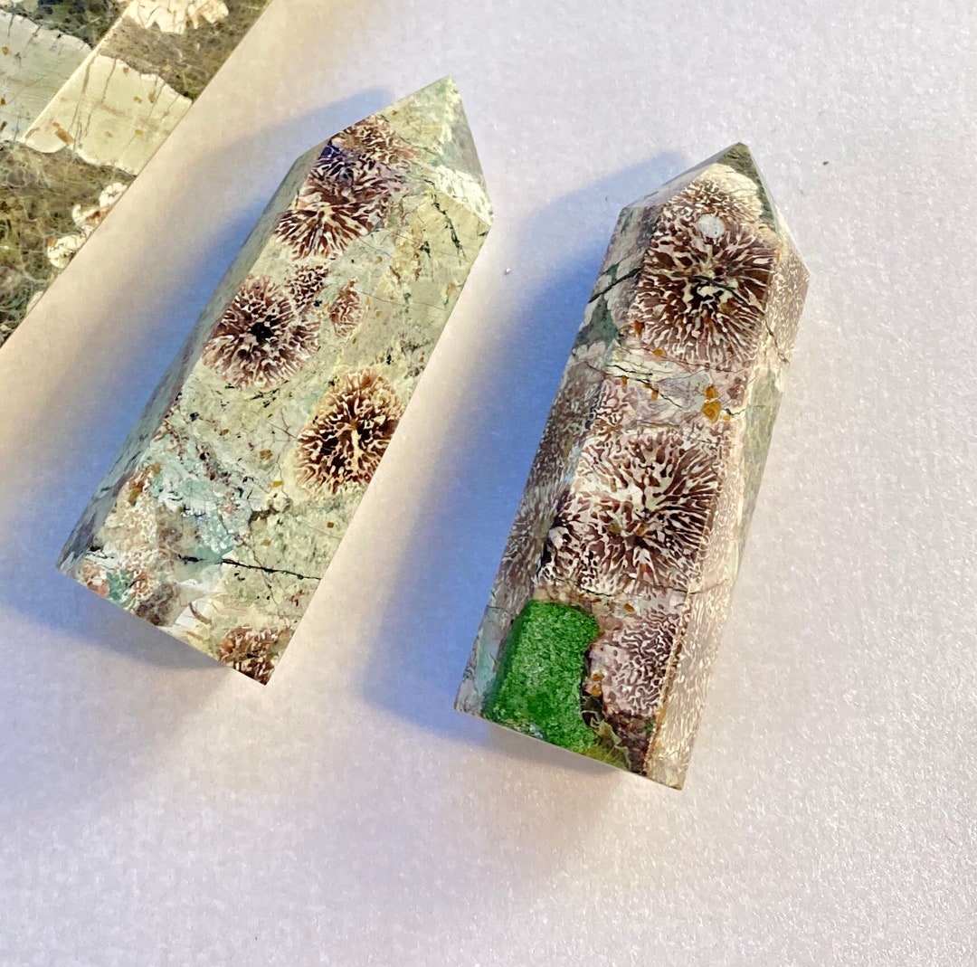 Cherry Blossom Crystal Mini Points, Green Sakura Jasper Crystal, Green ...