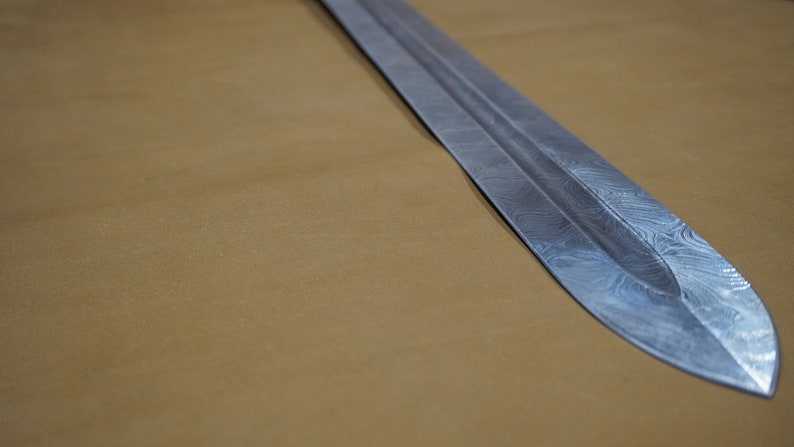 Minerva Authentic Handmade Viking Sword – Damascus Steel | Real King’s ...