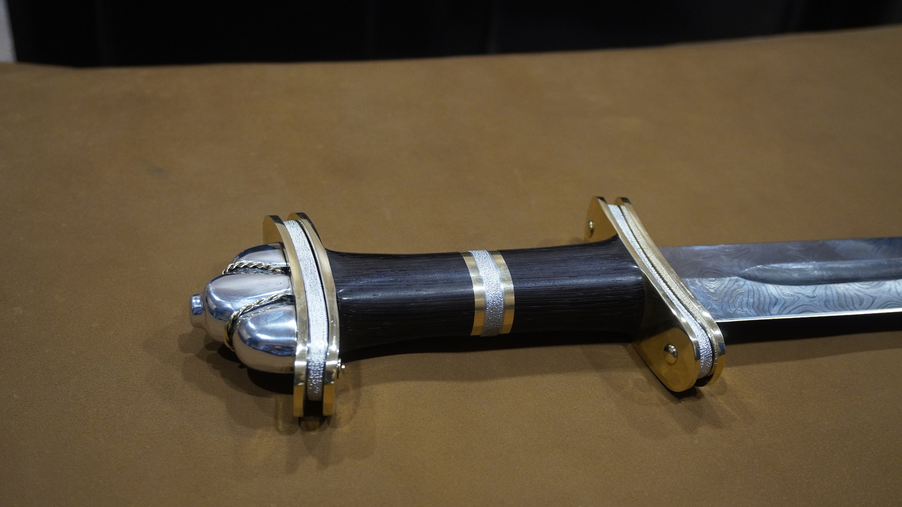 Minerva Authentic Hand Made Viking Sword, Damascus Real Kings Sword ...