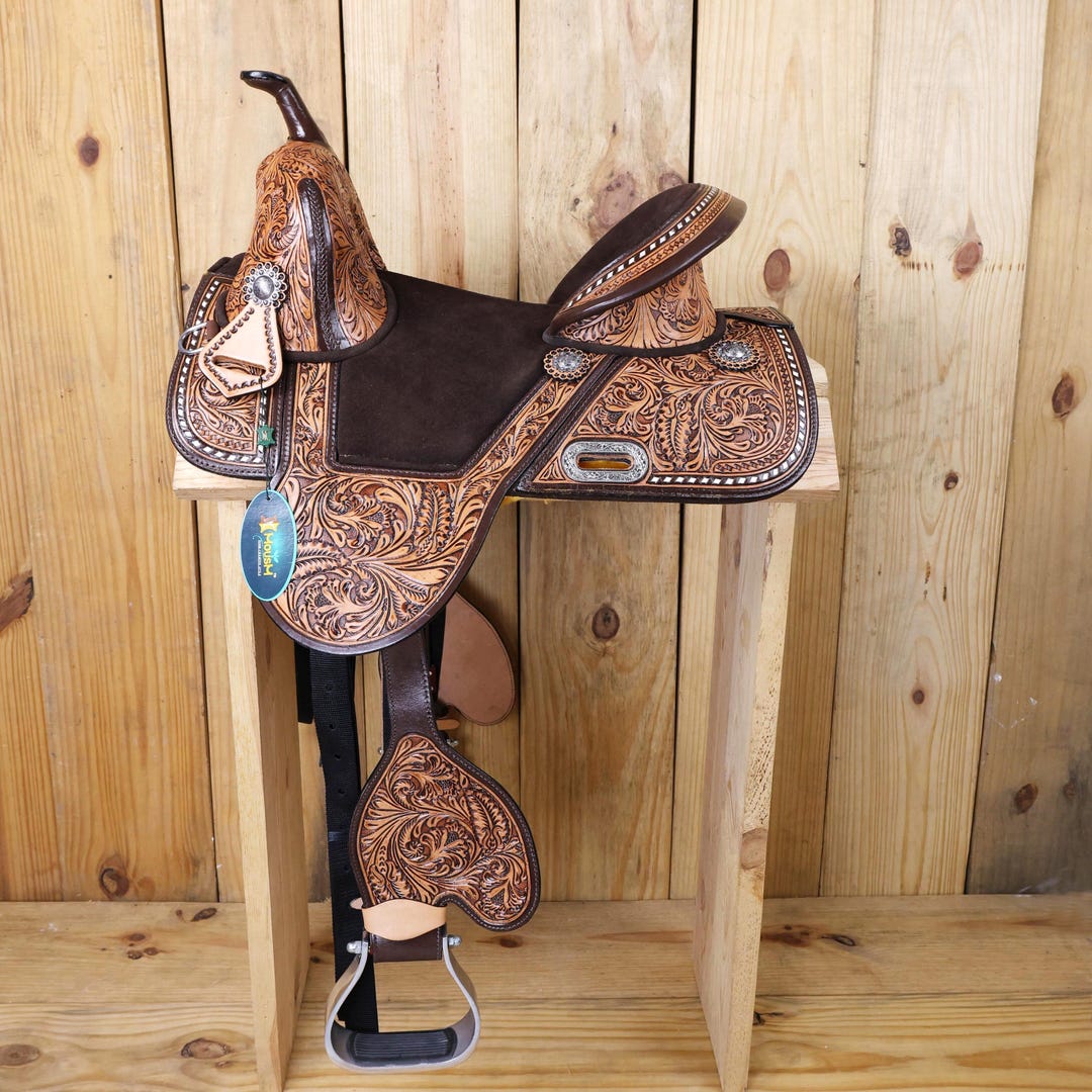 Hand Tooled 15' Inch Treeless Western Saddle: Oka Leaf Carving, Rawhide ...