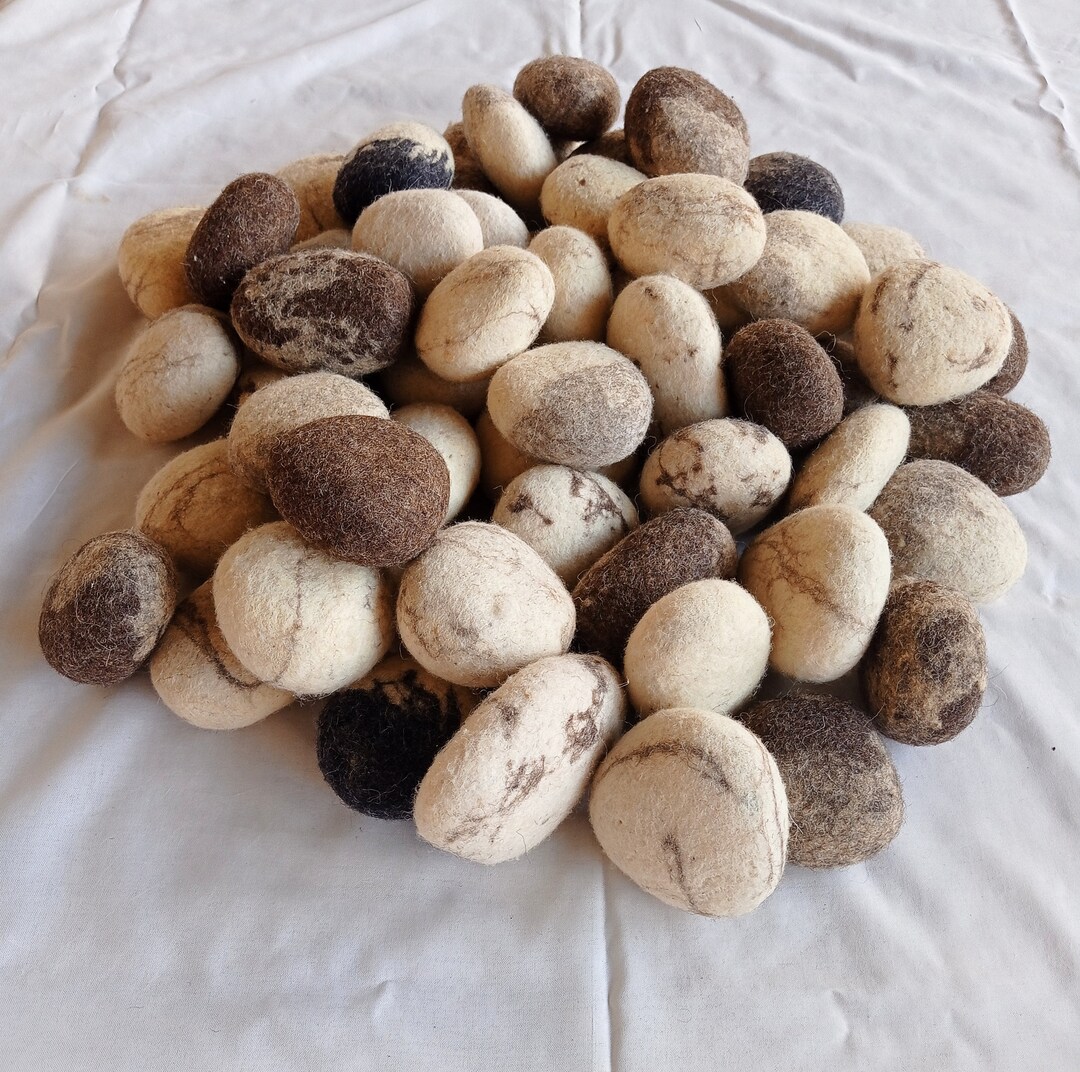 WOOLTEX Natural Multicolor | 5-10cm Felt Pebbles | Hand Felted Pebbles ...