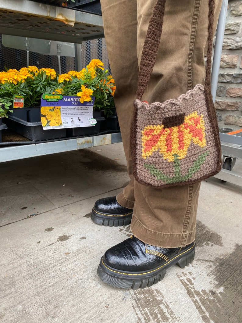 Folky Coneflower Bag Crochet PATTERN | Fairycore Cottagecore Shoulder ...