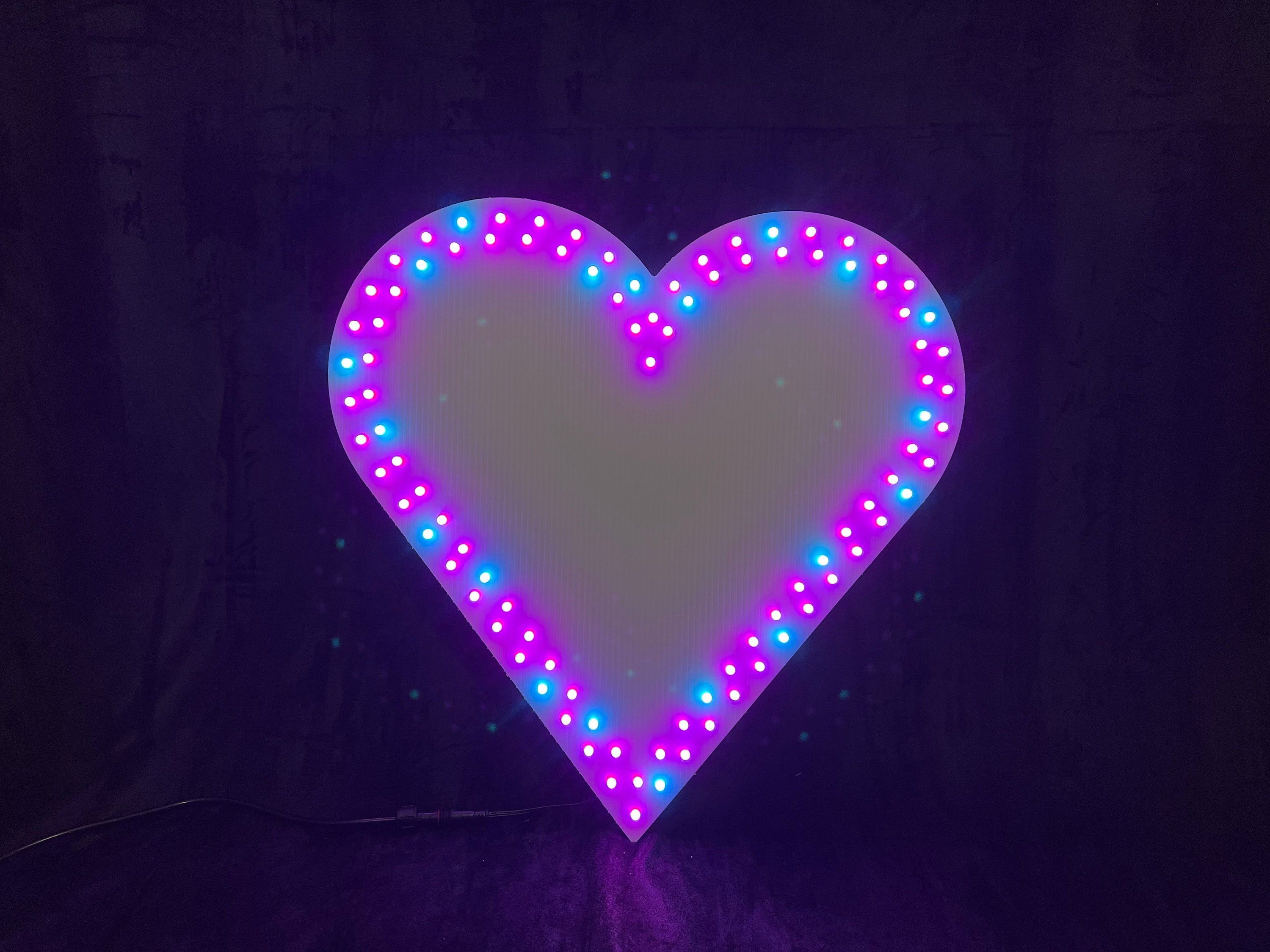 WS2811 12v Smart LED Heart Prop - 50 or 100 LED - Light Show Prop ...