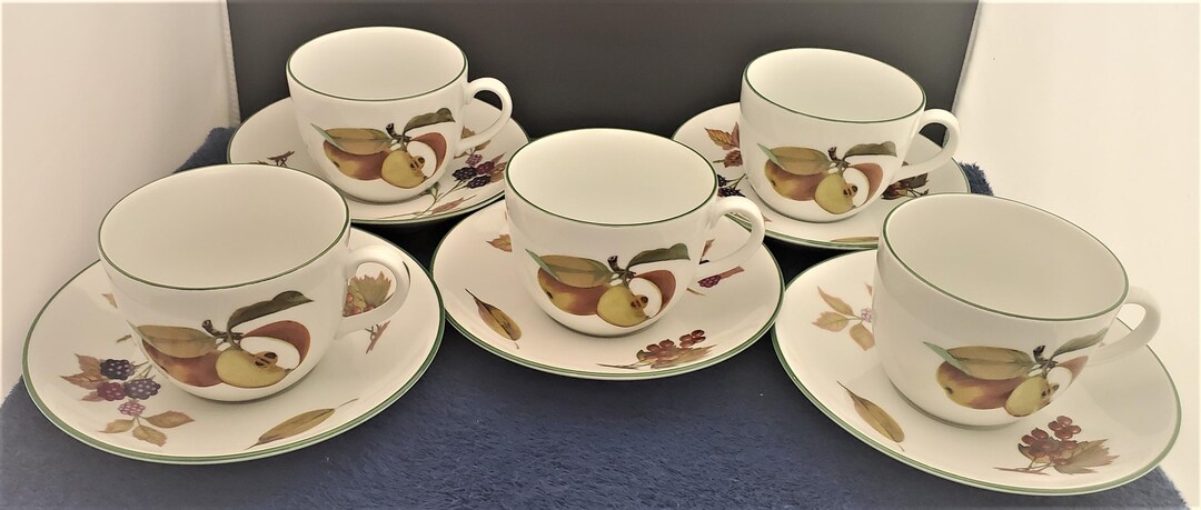 Set of 5 Royal Worcester Evesham Vale Cup & Saucer Sets - Etsy