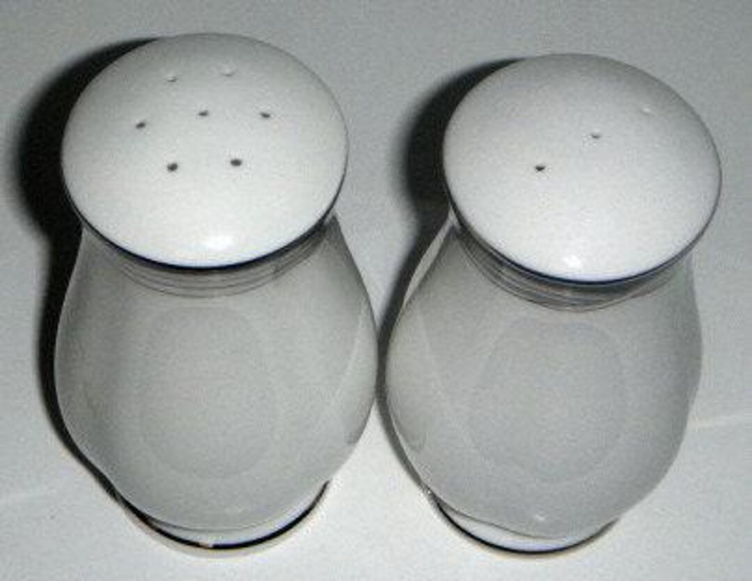 Lenox Erin Salt & Pepper Set (missing Stopper) - Etsy