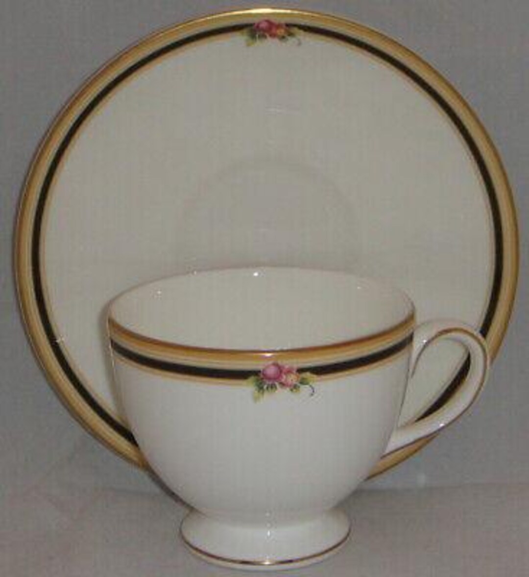 Set of 4 Wedgwood Leigh Shaped Clio Cup & Saucer Sets - Etsy