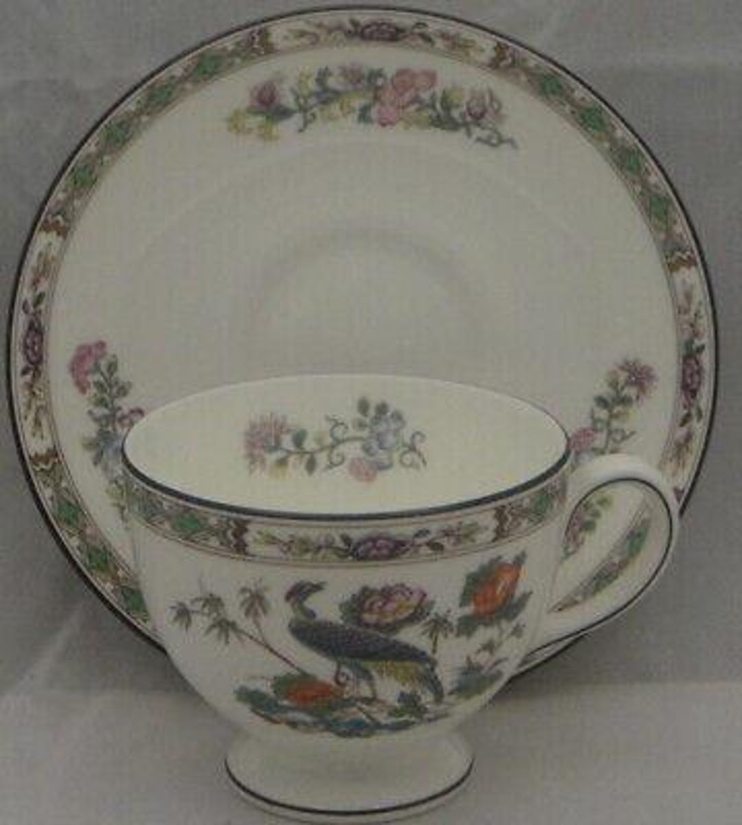Set of 3 Wedgwood Kutani Crane Leigh Shape Footed Cup & Saucer Sets - Etsy