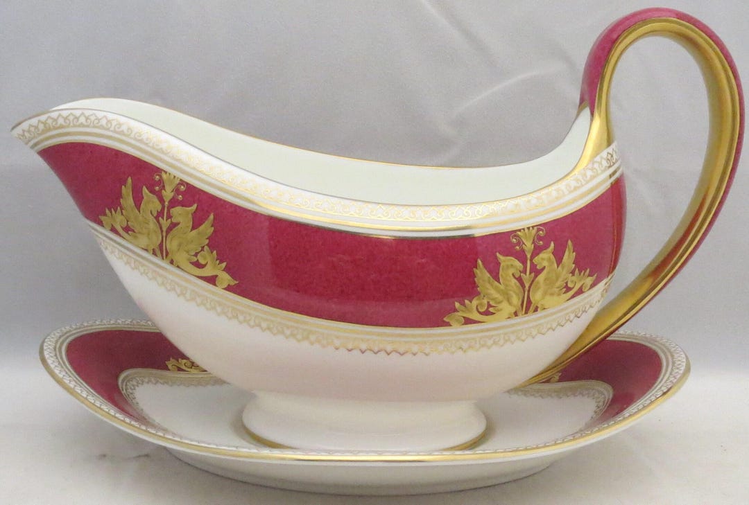 Wedgwood Columbia Powder Ruby (rim and Center) Gravy Boat & Underplate ...