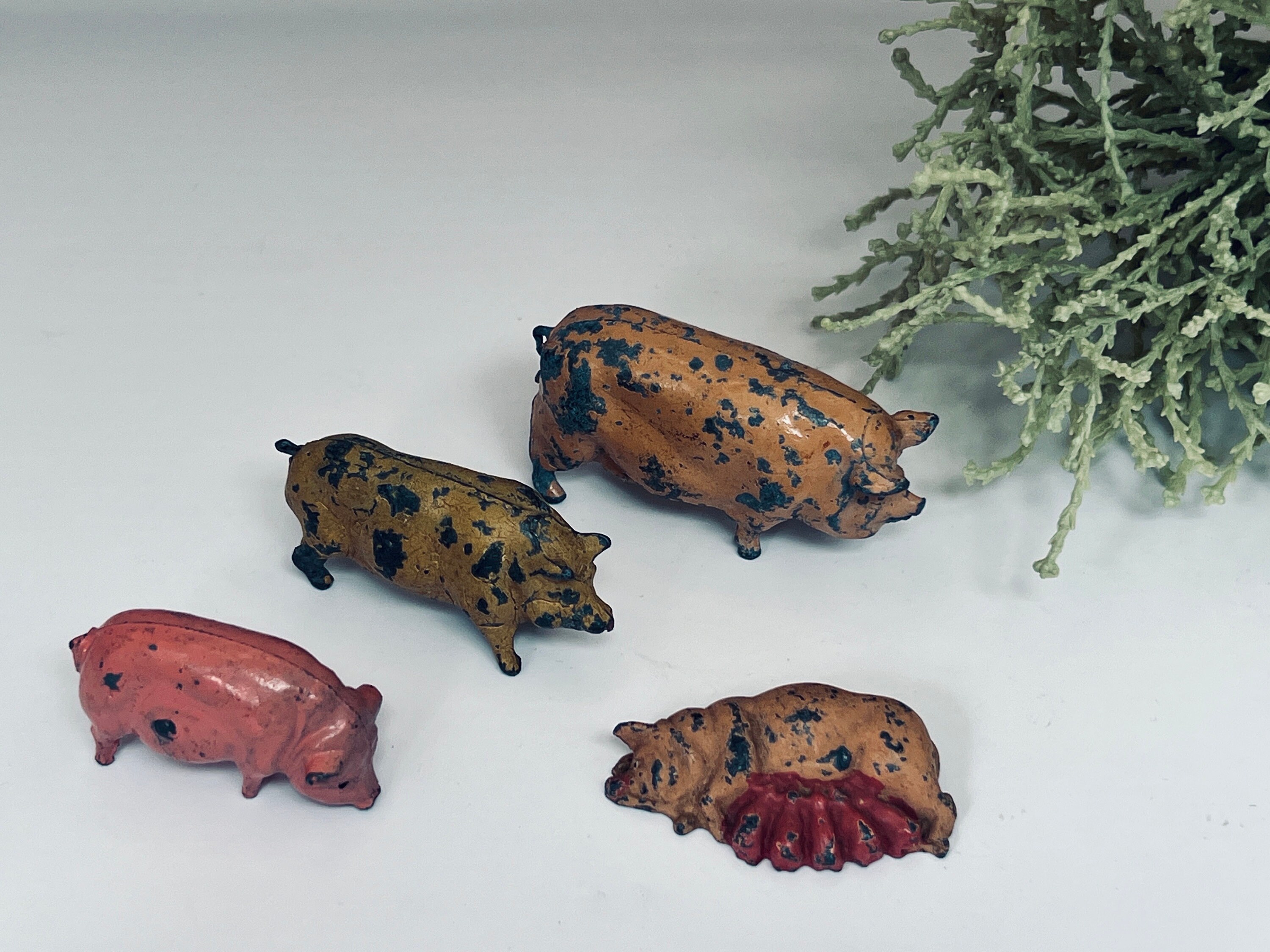 Four Vintage Miniature Lead Pigs - Etsy